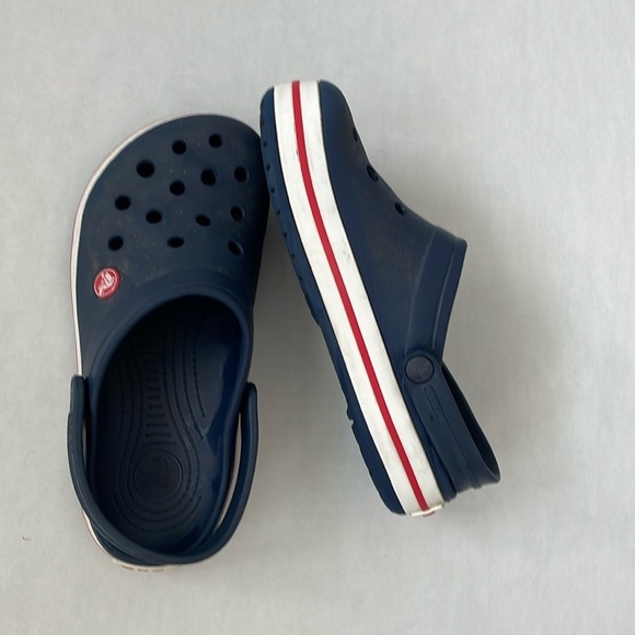 CROCS | Shoes | Crocs Off Court Clogs Blue Red Stripe Junior 5 | Poshmark